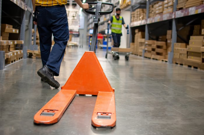 What's Causing the Warehouse Space Shortage and How Businesses Are ...