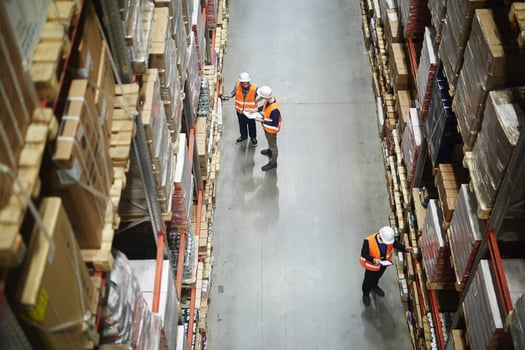 The Benefits of Communication for Your Warehouse Productivity