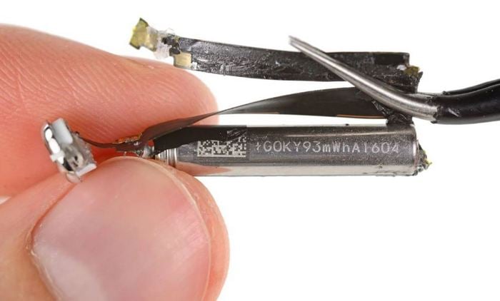 Bad Battery Design And Breaking All Our Rules