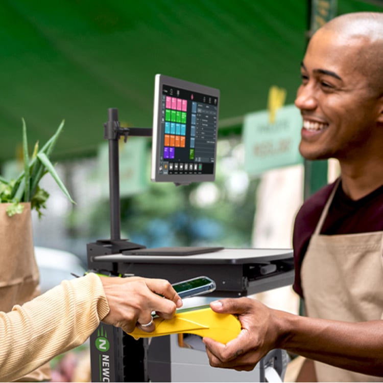 How to Minimize Long Queues So Your Customers Don’t Walk Out